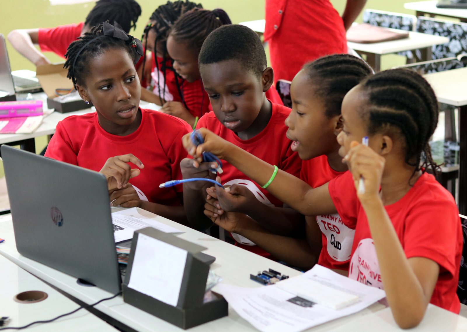 Home - Brainy Hive Schools